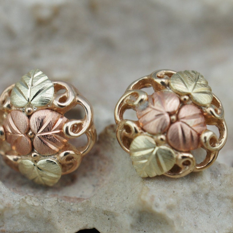 Gold Floral Earrings - Etsy