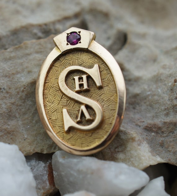 Vintage LGB 1/10 10K Pin SVL Monogram Gold Tone Red Stone - Etsy