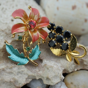 Circa Flower Grape Floral Leaf Leaves Brooch Pin CZ Enamel Green Red ...