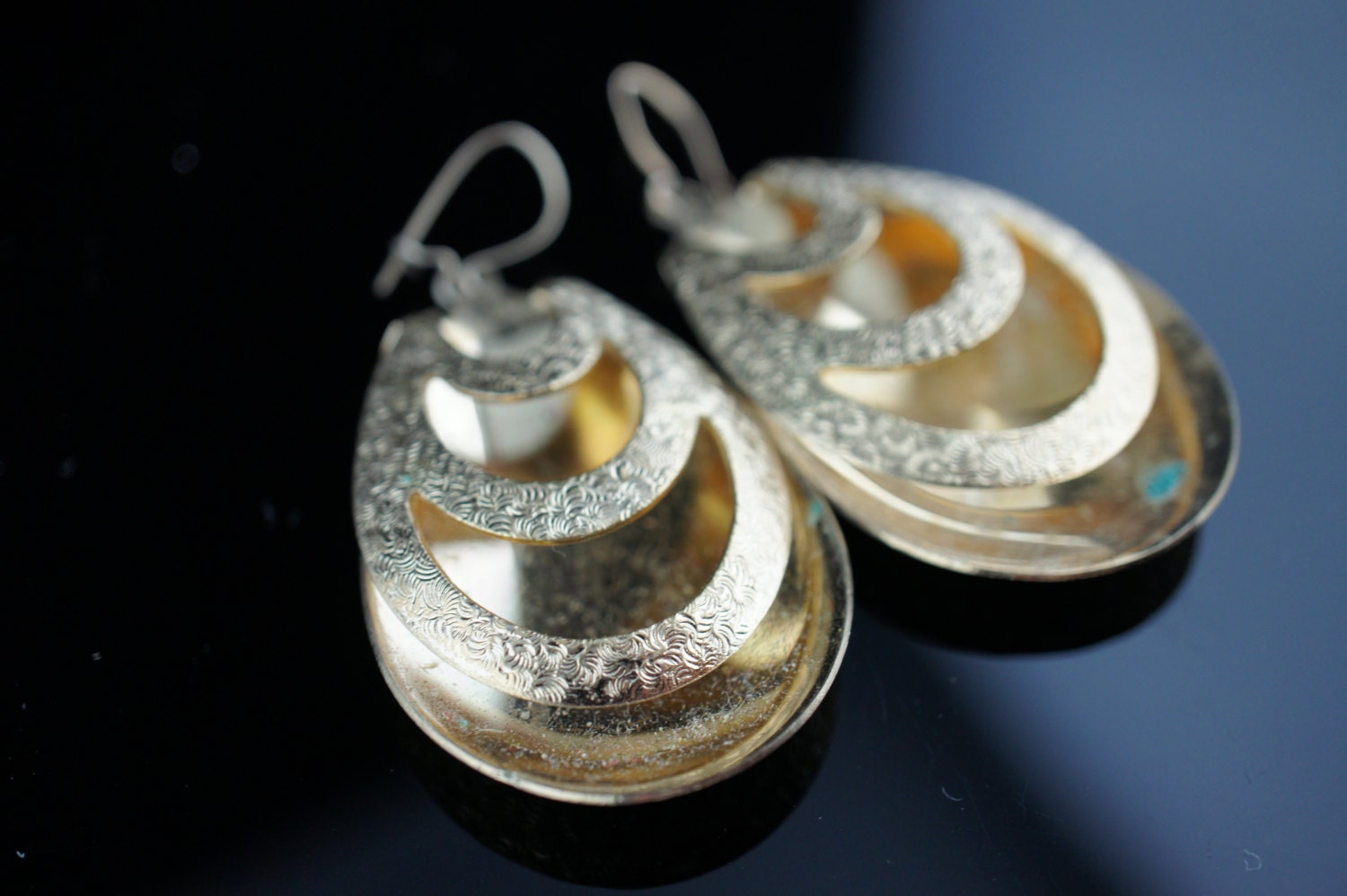 Art Deco Jewelry Vintage Pierced Earrings Circa Minimalist Modernist Graceful Sparkly Gold ...