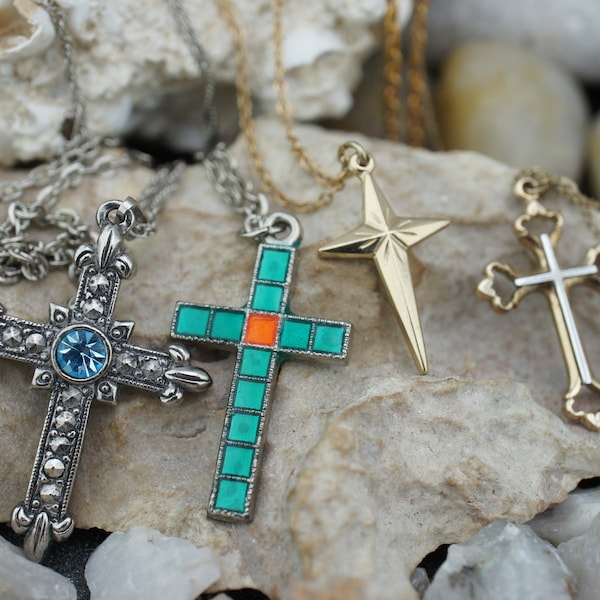 Vintage Cross Necklace - Etsy