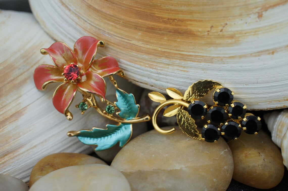 Circa Flower Grape Floral Leaf Leaves Brooch Pin CZ Enamel | Etsy