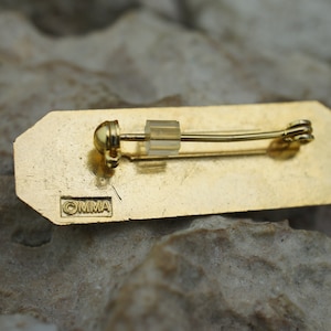 Vintage Signed MMA Metropolitan Museum of Art Gold-tone Red Enamel Pin ...