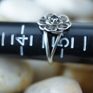 925 STERLING SILVER Ring Size 4 3/4 Purple Cz Carved Filigree Flower ...