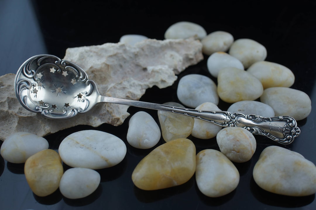 STERLING SILVER 925 Tomato Spoon Server 6 1/4'' Long Monogram M Art ...