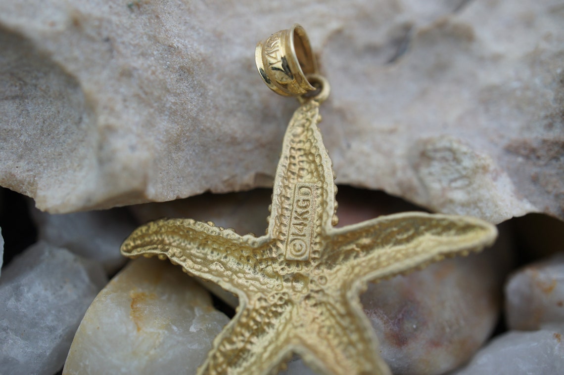 Solid Gold 14k GD Yellow Gold Starfish Pendant Gift Hammered - Etsy