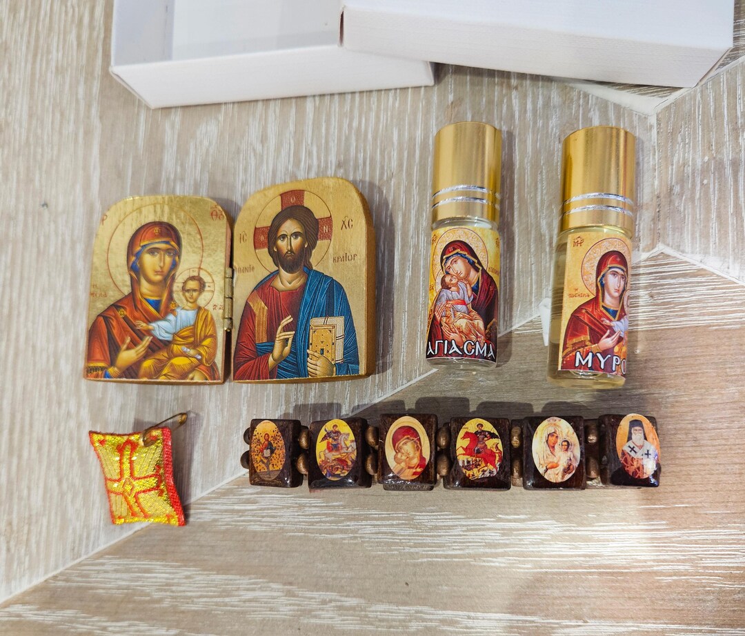 Christian Religious Gift Set: Includes a Diptych of Virgin Mary and ...