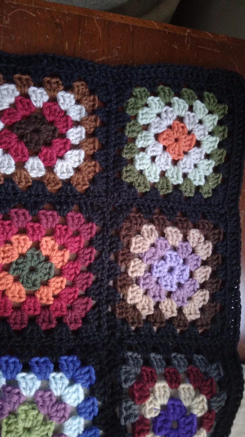 Traditional Granny Square Afghan - Etsy