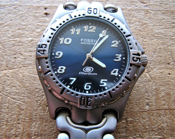 Fossil Blue Titanium Dive Watch 200 Meters TI-5003 - Etsy