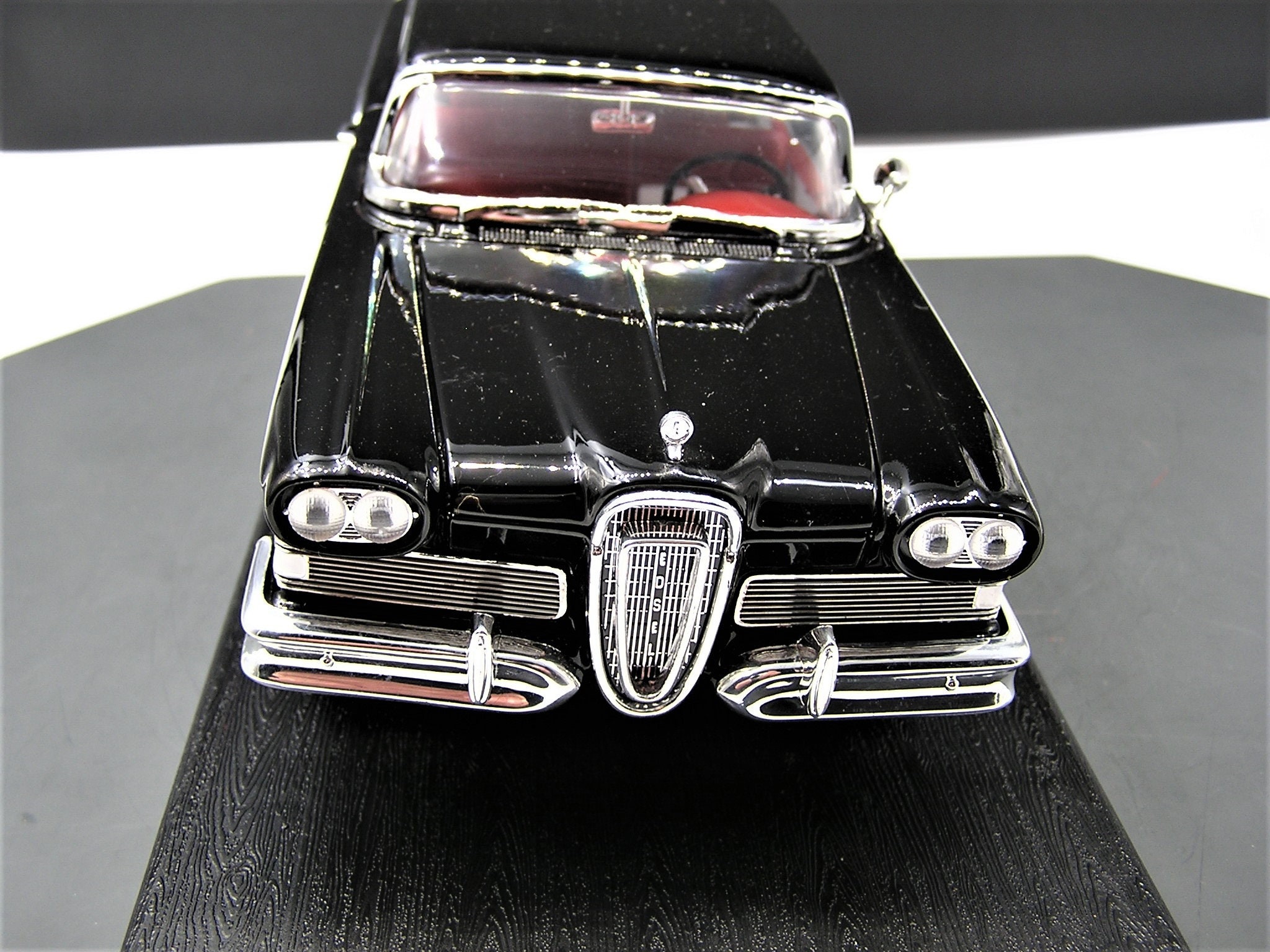 Edsel Citation Hardtop 1958 Diecast Model Road Legends 1:18 2 Dr ...