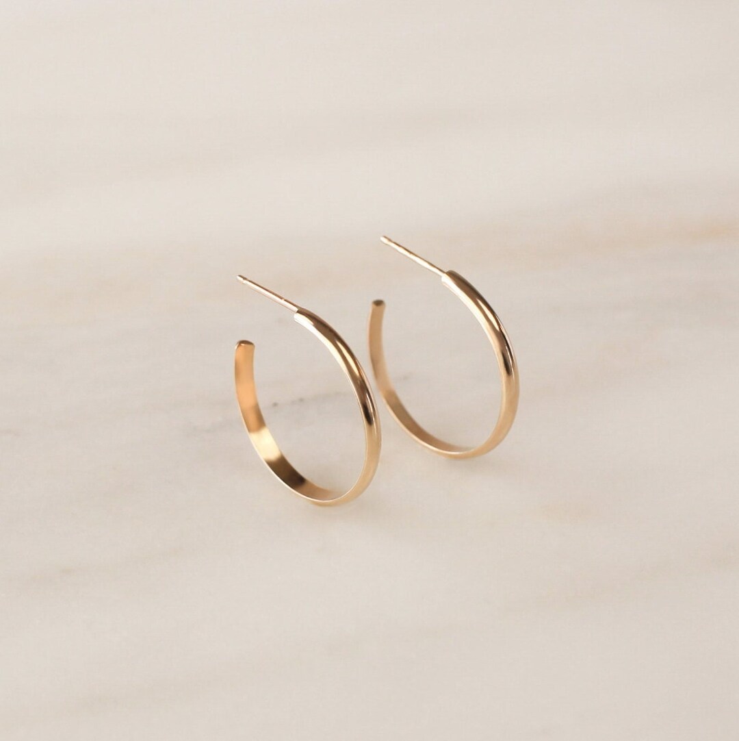 Medium Elle Hoops Gold, Silver or Rose Gold Basic Everyday Hoop Earrings Lightweight Simple ...