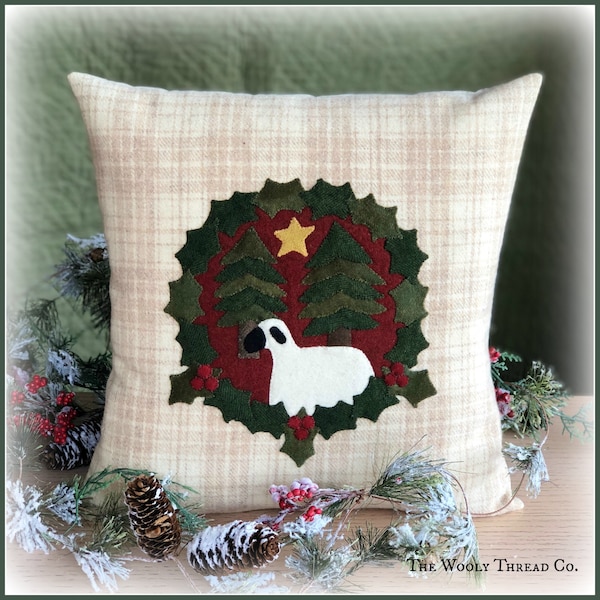 Wool Applique Christmas Pillow - Etsy