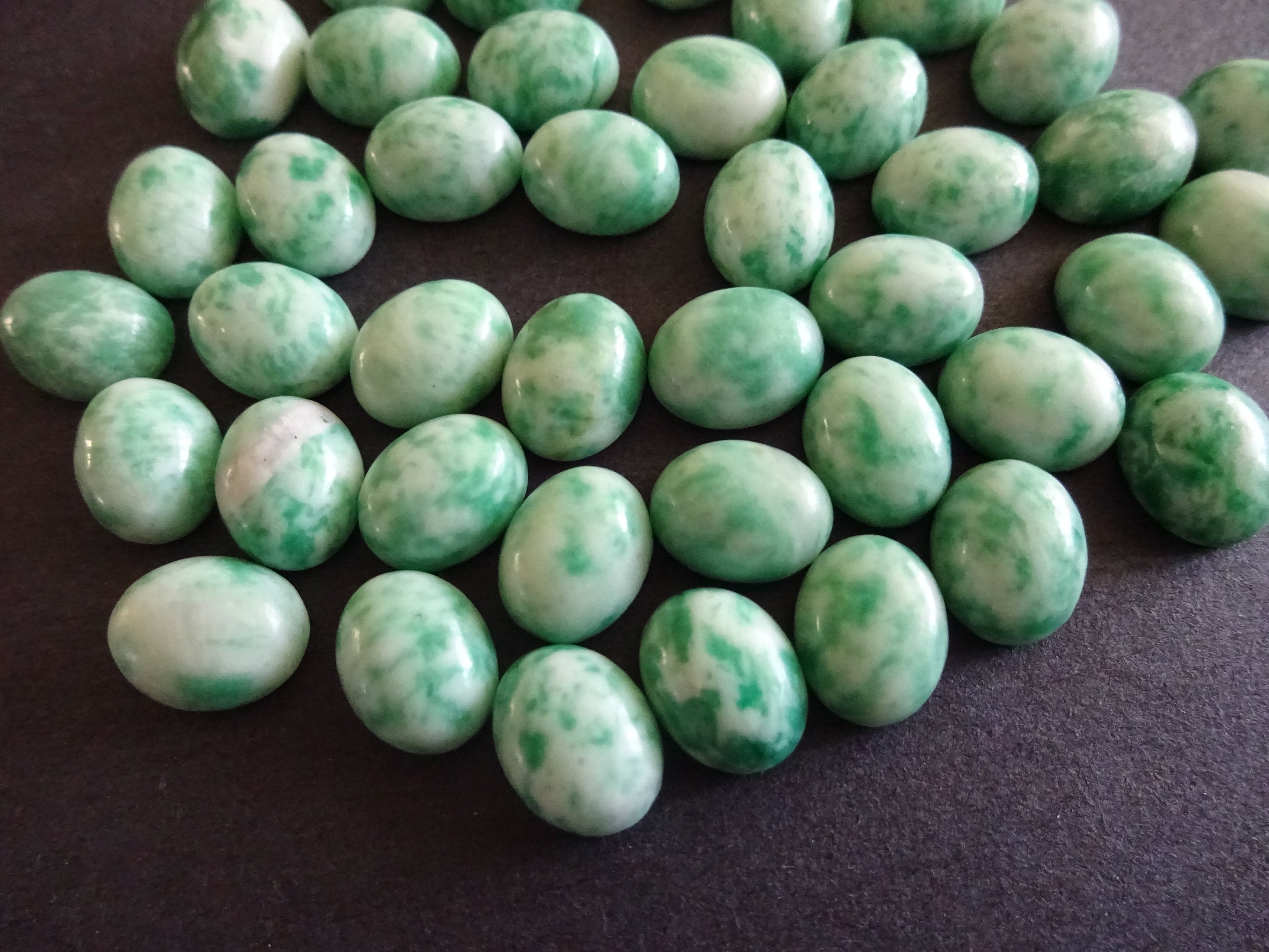 10x8mm Natural Green Spot Stone Cabochon, Oval Cabochon, Polished Gem ...