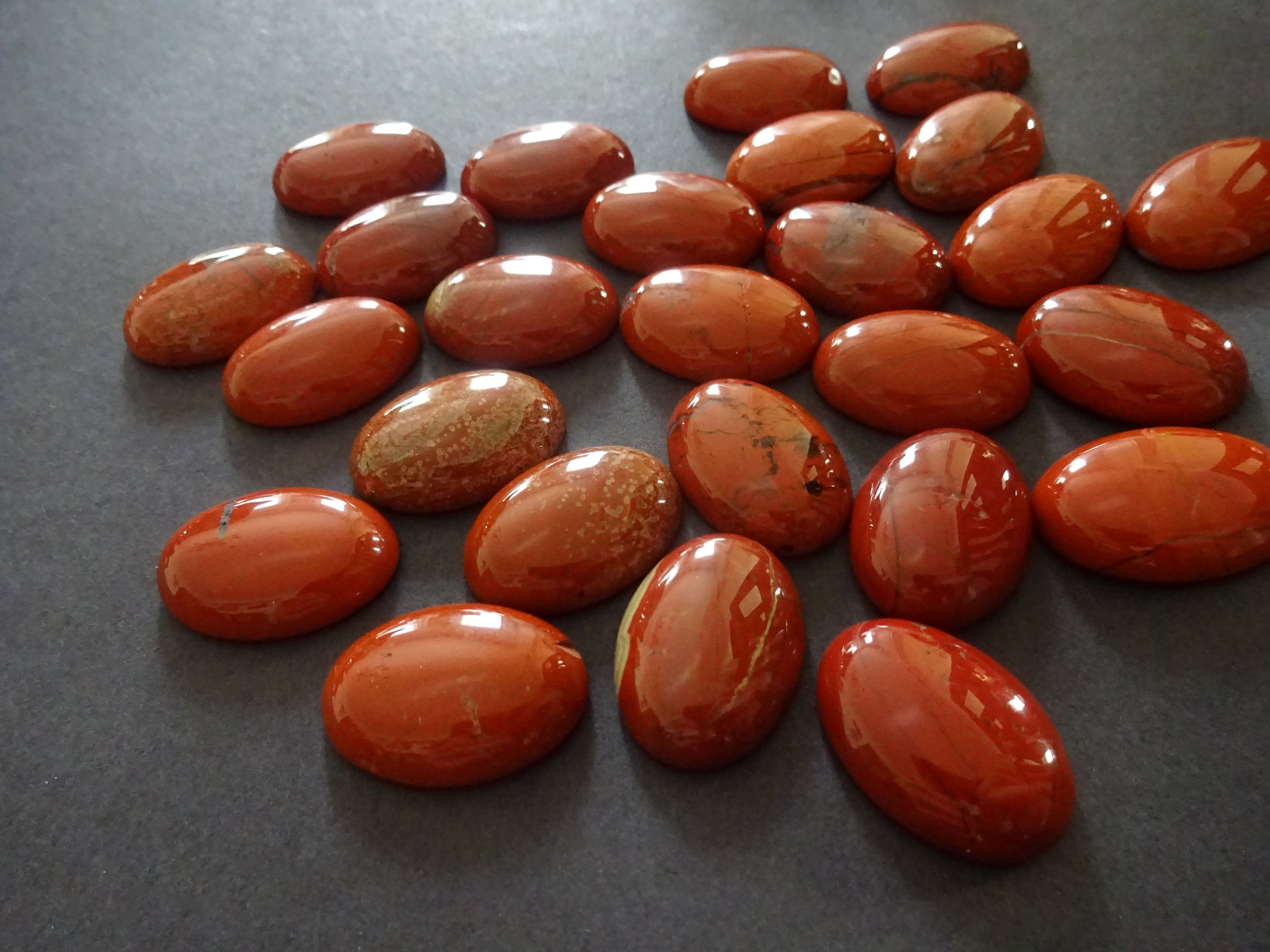 Red Jasper Ladegevery