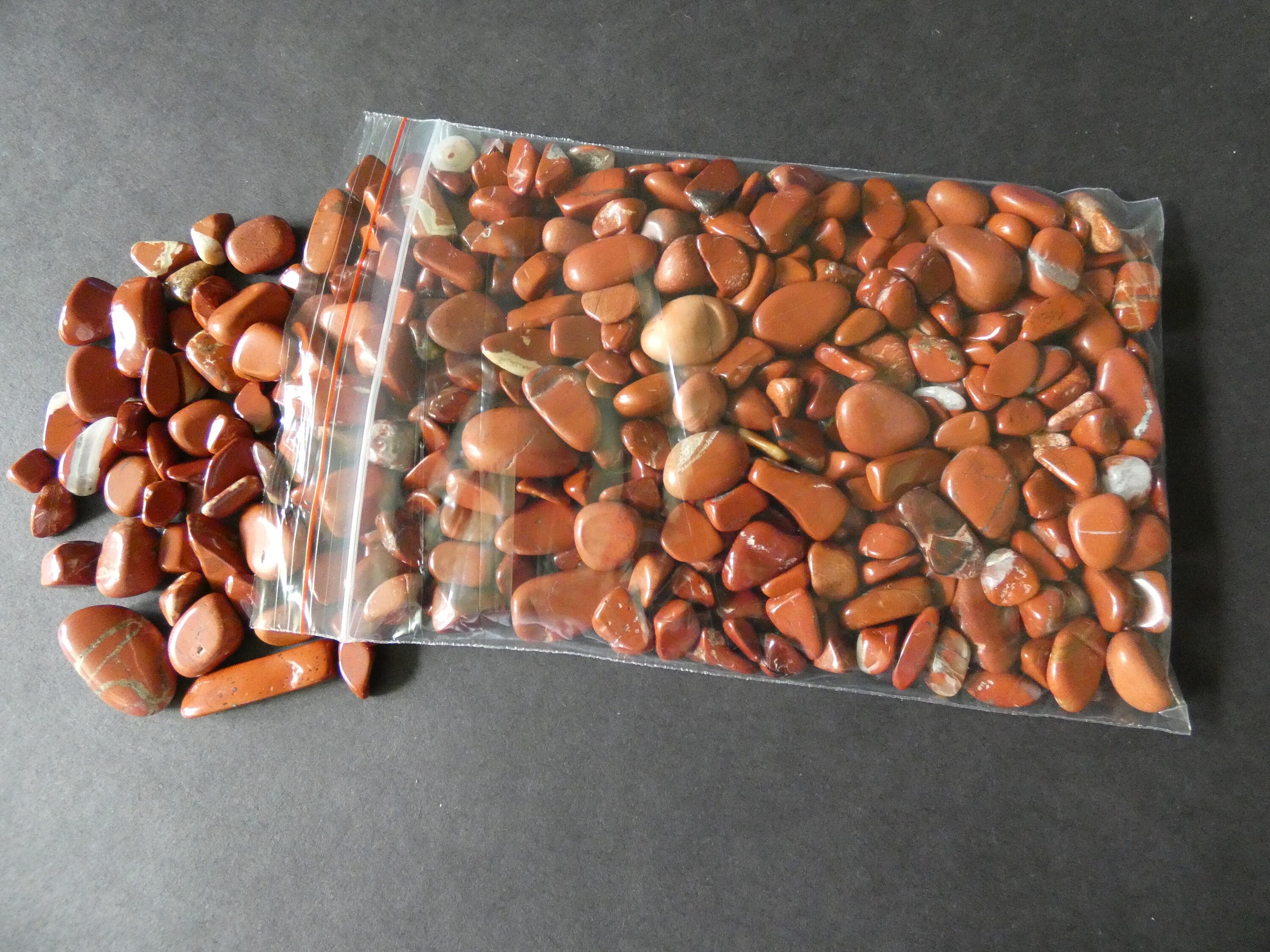 1/2 Pound Natural Red Jasper Chips, Undrilled, 8-20x5-10mm Size, 250 ...