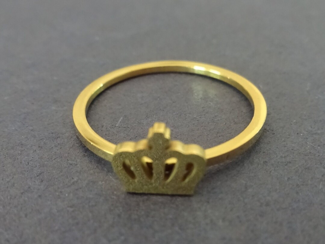 Stainless Steel Crown Ring, Gold Color, Sizes 6-10, Simple Crown Ring ...
