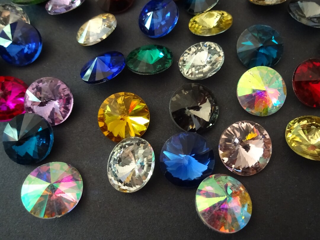 PACK OF 14x7mm Rivoli Rhinestone Glass Cabochons, Faceted Cabs, Pointed ...