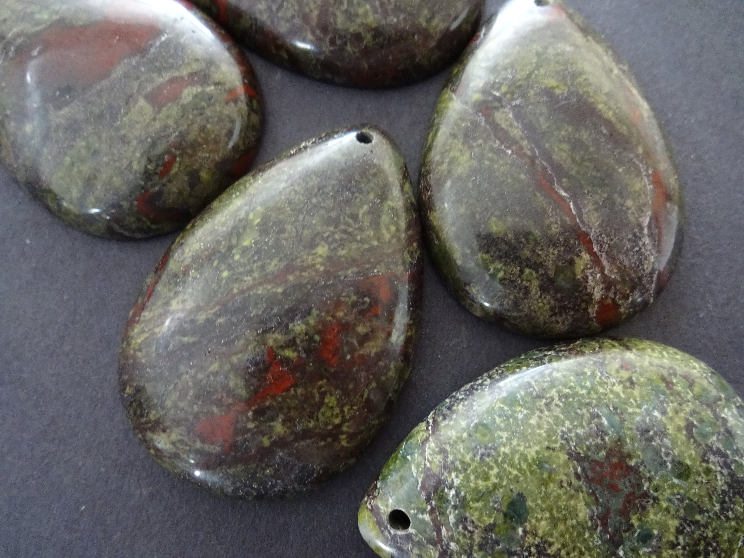 48mm Natural Dragon Blood Quartz Pendant, Drilled, Green & Red ...