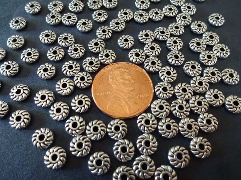 100 PACK of 6mm Flat Round Beads Tibetan Style Metal Bead - Etsy