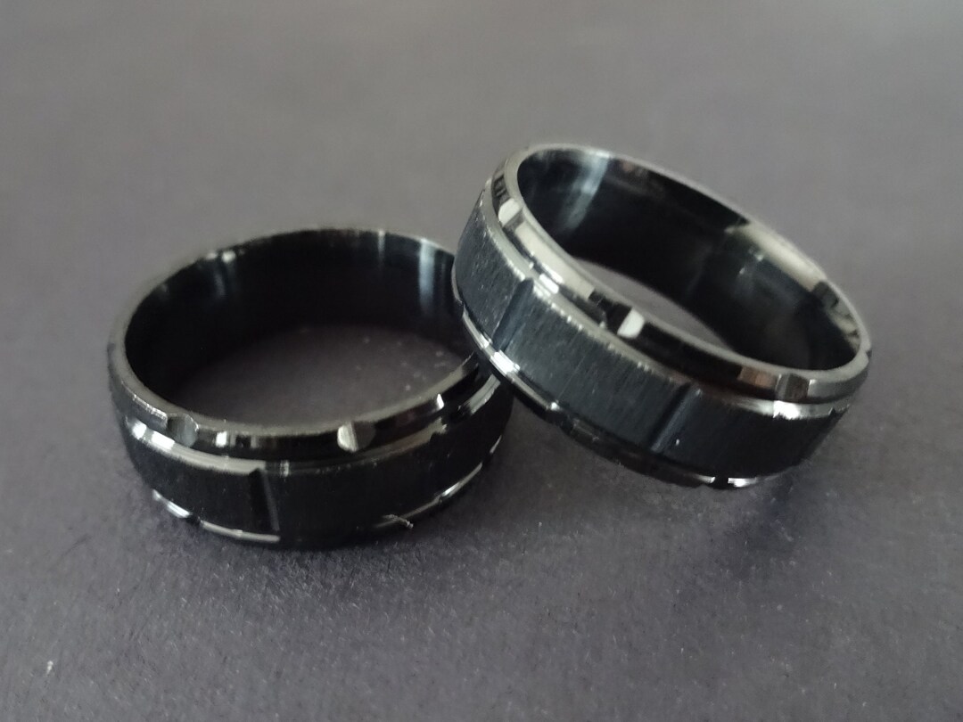 Stainless Steel Brick Pattern 8mm Ring, Grooved Band, Black Color, US ...