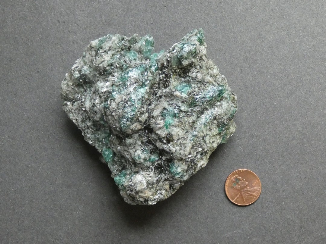 90x93mm Natural Emerald in Matrix, One of a Kind, Large Stone, as ...