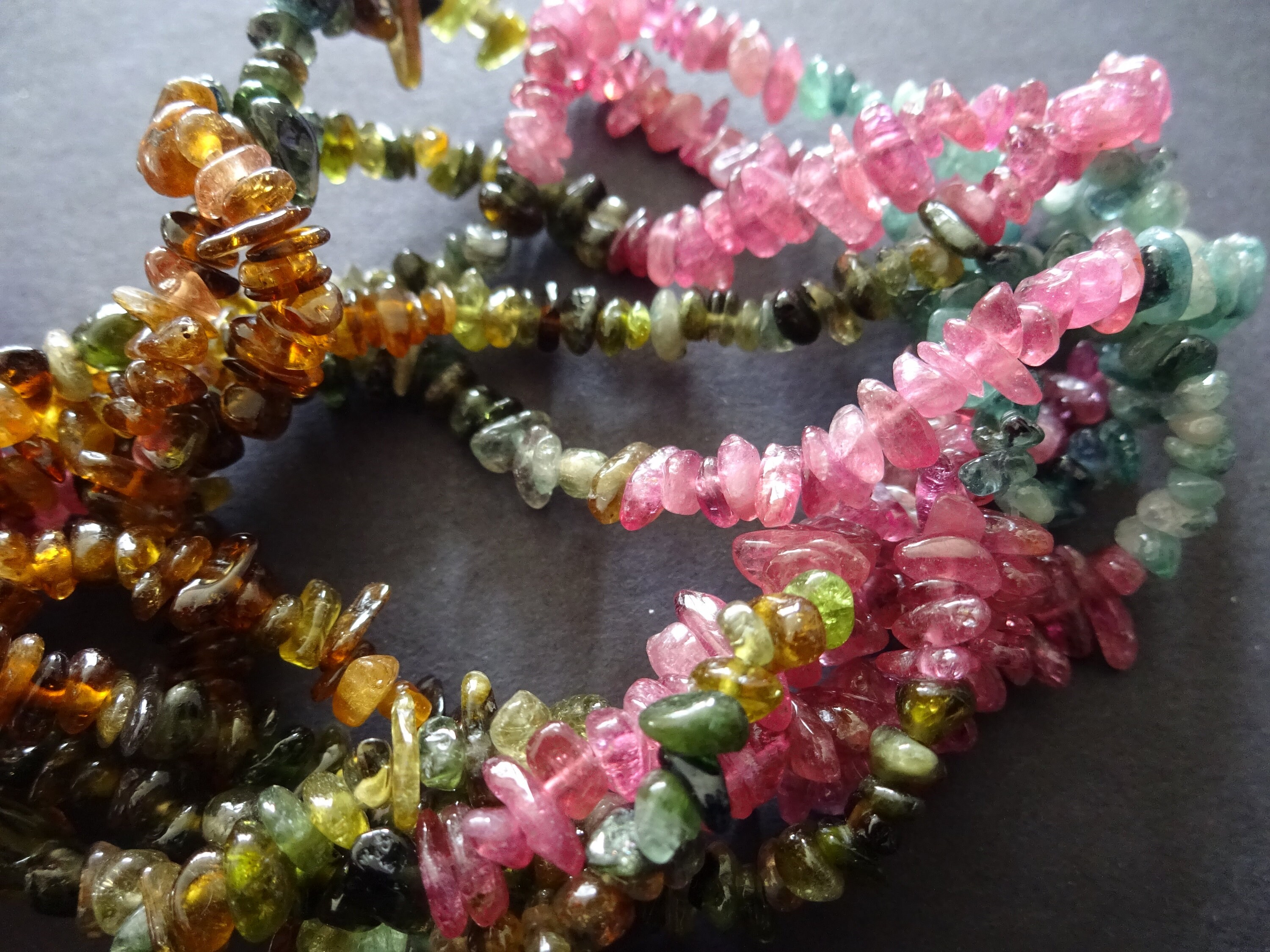 3-12mm Natural Tourmaline Chip Beads, 200 Beads Per 16 Inch Strand ...