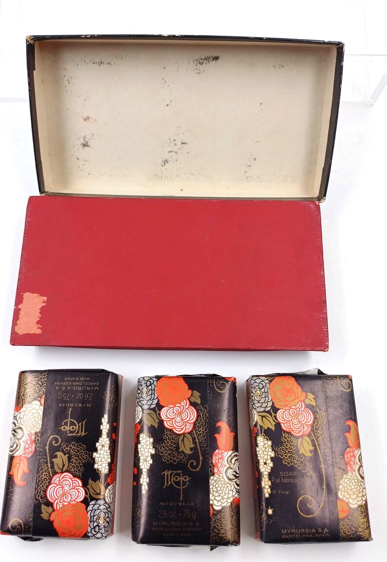 Maja by Myrurgia 3 X 90 Gr Perfumed Soap, Stored in Its Original Case ...