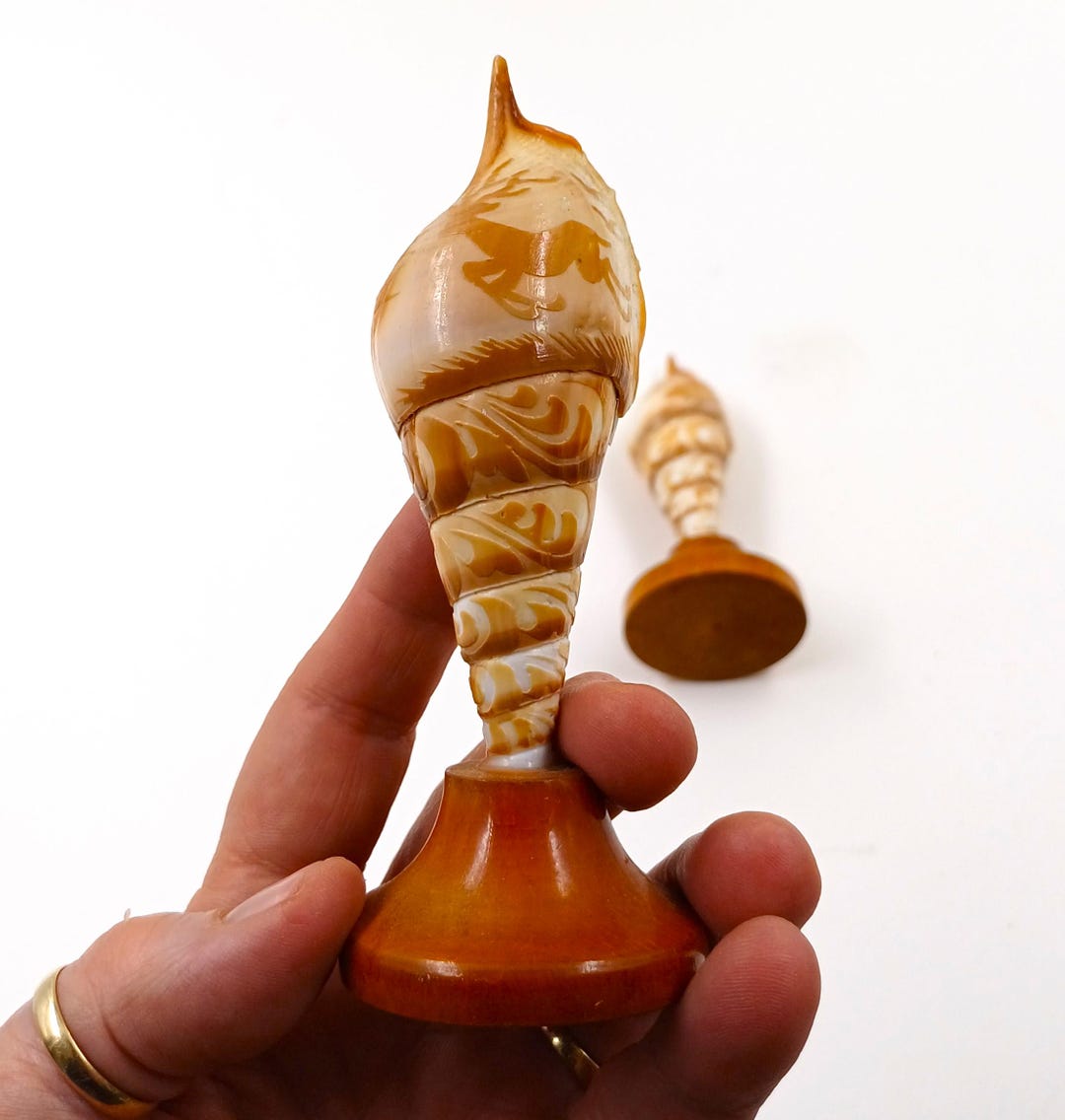 Vintage Hand Carved Pair of Shells on Stand, Sea Animal Theme, and ...