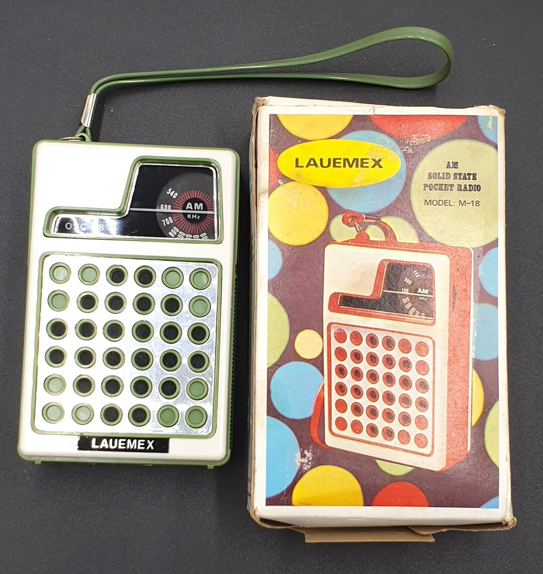 VINTAGE Sage Green Lauemex AM Solid State Pocket Radio Model M-18 - Etsy