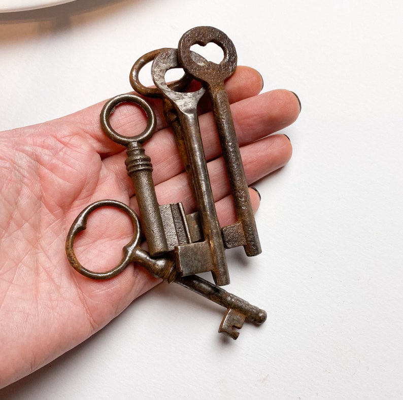 Set of 5 Antique, Vintage, Old Iron Skeleton Keys, Old Rustic Patina ...