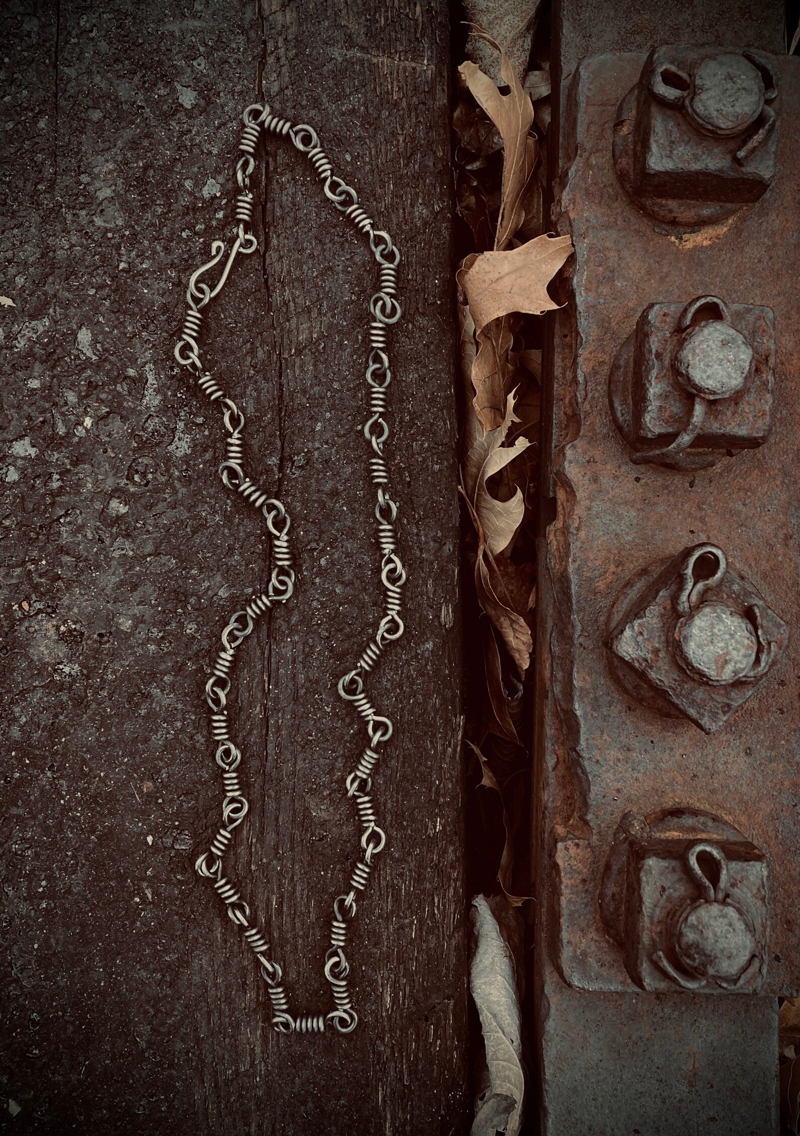 Dark Steel Coil Chain Link Necklace / Industrial / Gothic / - Etsy