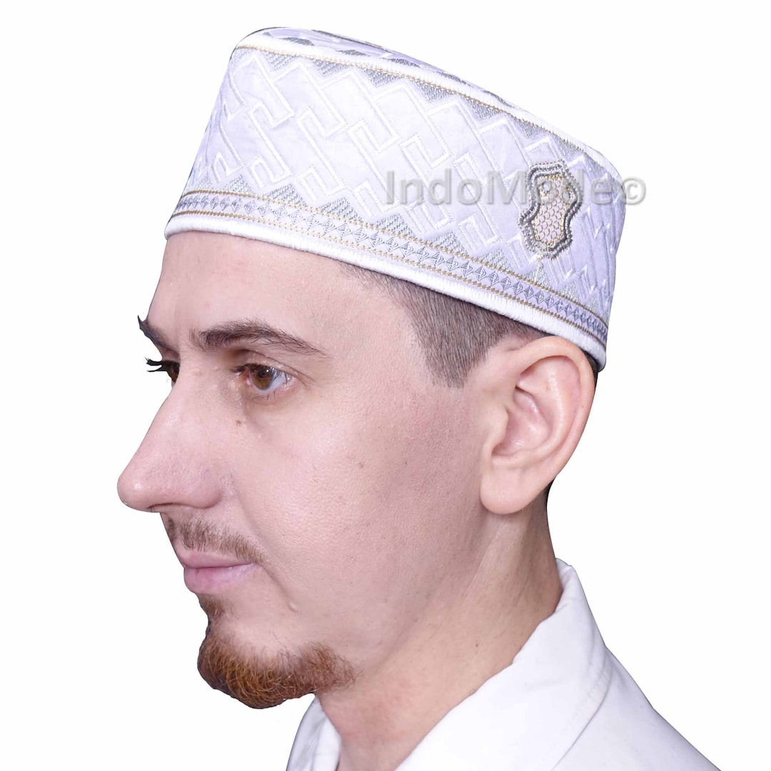 Muslim Kufi Hats White & Grey Embroidery Design Prophet Muhammad Sandal ...