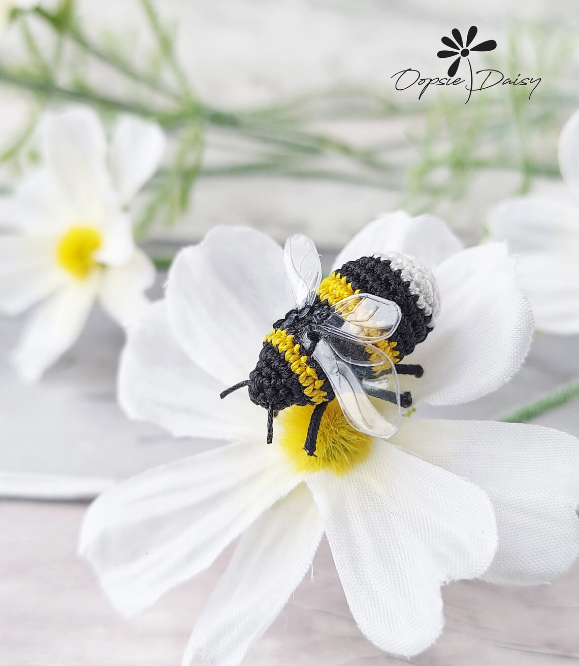 Micro Crochet Bumble Bee: Amigurumi Gift - Etsy
