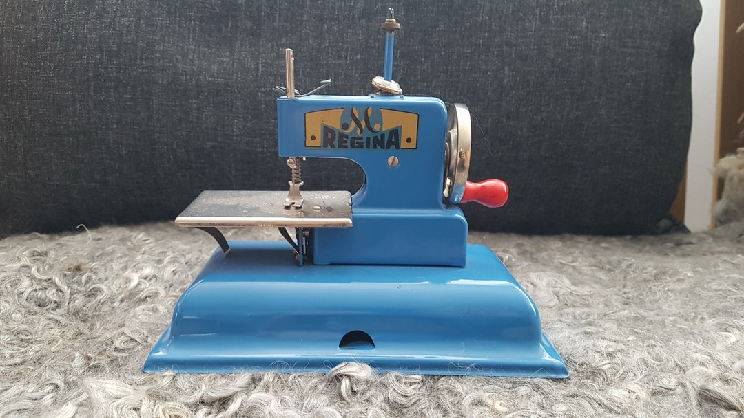 Antique Vintage Hand Crank Sewing Machine REGINA Muller - Etsy