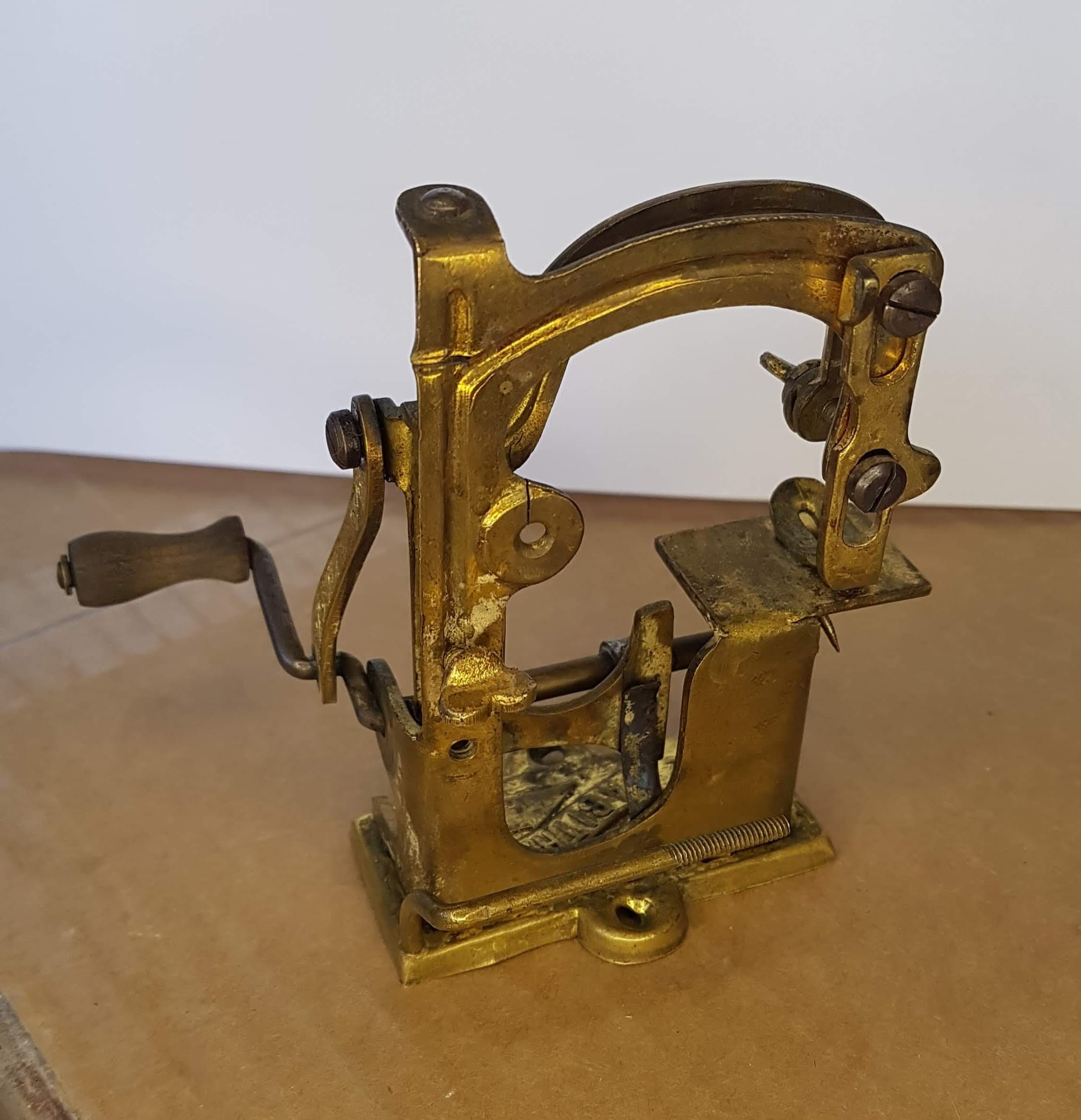Rare "the Tabitha" Miniature Sewing Machine 1886-1890 - Etsy