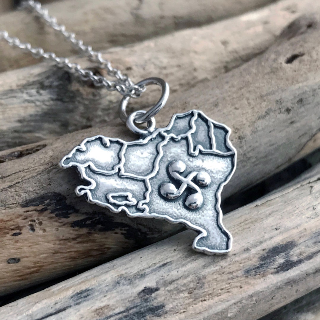 Basque Country Euskal Herria Pays Basque País Vasco Map Lauburu 925 ...