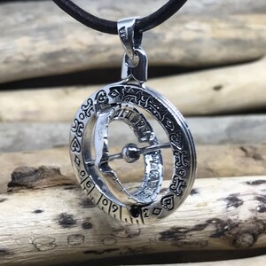 Tempus Fugit Compass Rose Kinetic Jewelry Pendant Necklace M/VTS133 - Etsy