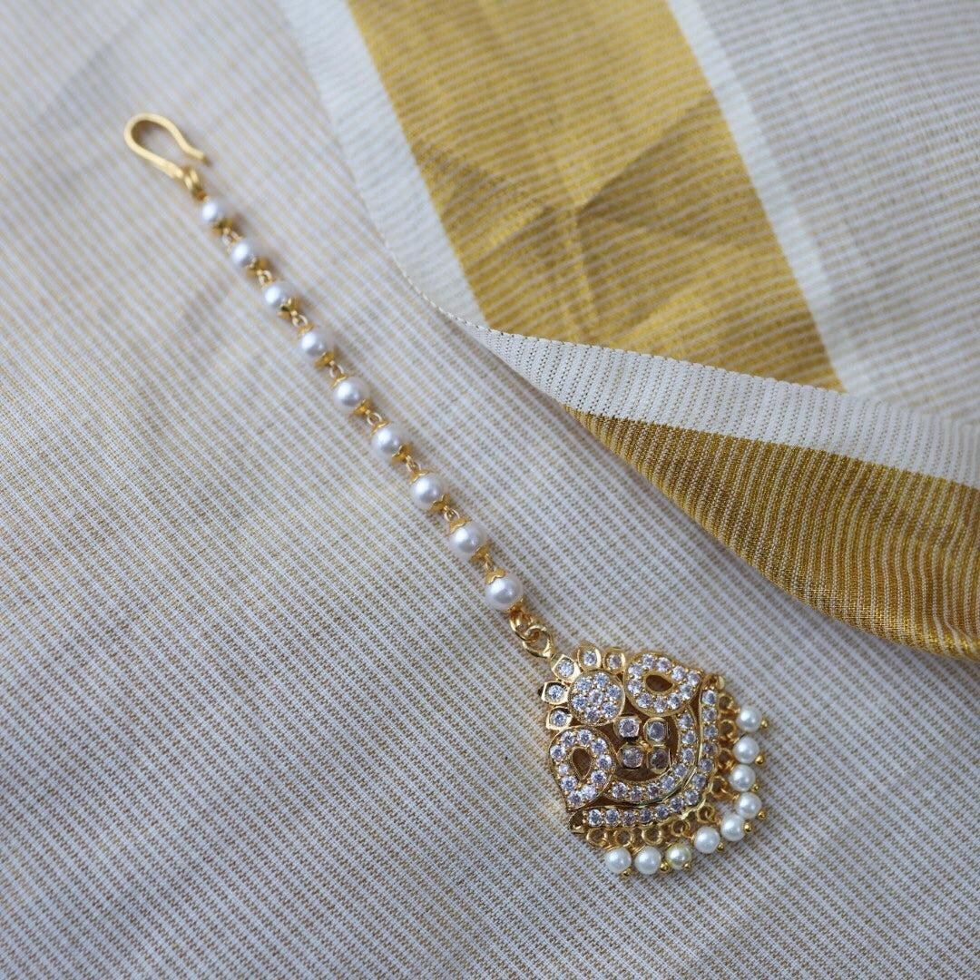 Heritage Gold Plated White Stone Tikka Ht3677 - Etsy