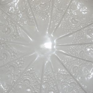 Embossed Italian Pleated Lace Overlay Ceramic Plate Embossed White ...