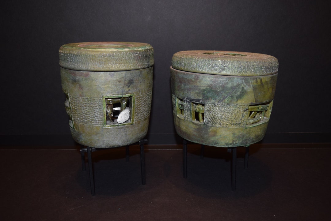 Dianne Caton Raku Fired Pottery Lidded Container Box Artist Signed St ...