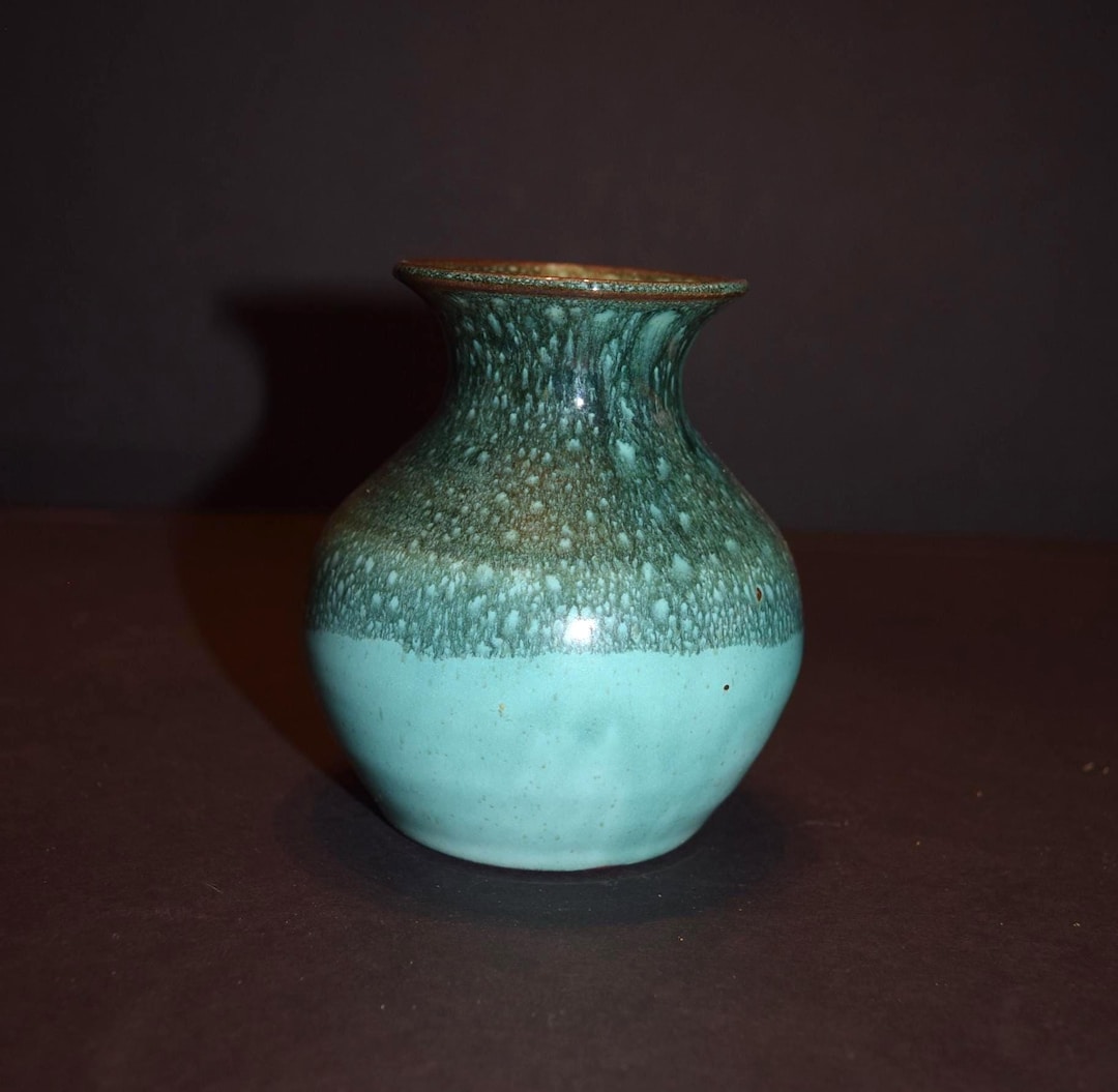 Studio Art Pottery Handmade Bermuda Pottery Vase Signed G. Stovell Blue ...