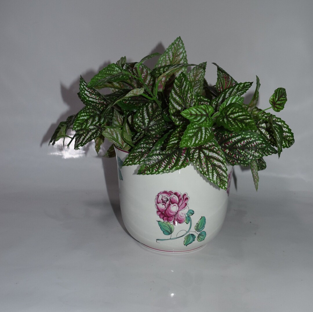 Strasbourg Flowers for Tiffany Cabbage Roses Cachepot Tiffany & Co ...