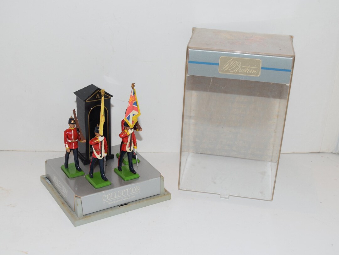 Britains Collection 1989 Display Sets Middlesex, Scottish Regiments ...