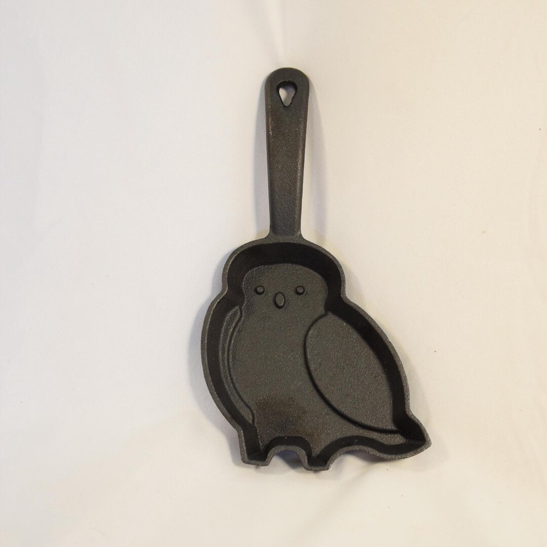 Cast Iron Skillet Harry Potter Mini Cookie Mold Harry Potter Hedwig Owl ...