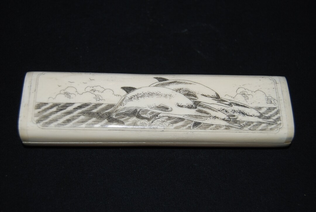 Scrimshaw Style Trinket Box Hand Carved Basketweave Box With Scrimshaw ...