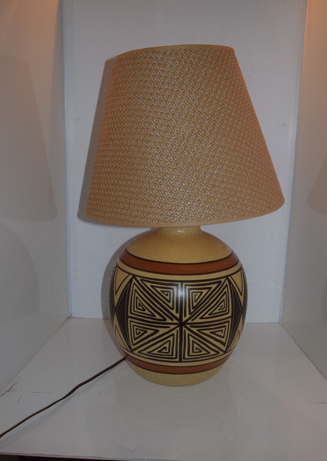 Large Native American Geometric Design Southwest Themed Table Lamp ...
