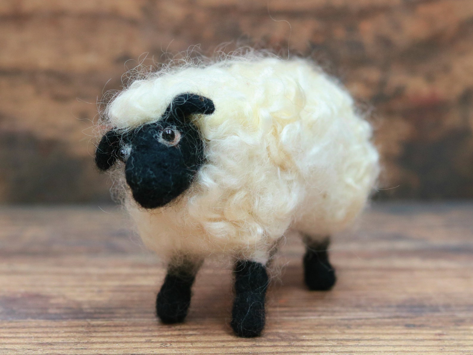 Sheep Needle Felting Kit for Beginners Easy Felting Kit - Etsy UK