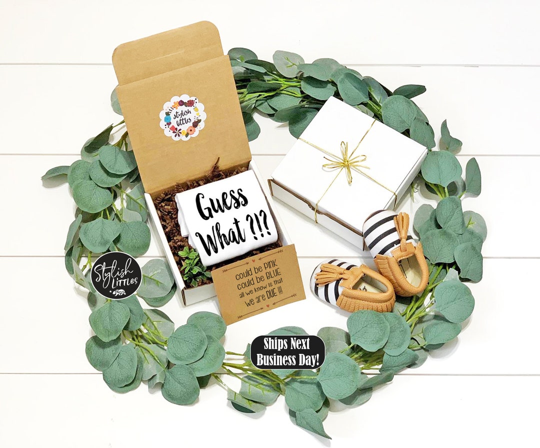 Pregnancy Announcement - Guess What - Pregnancy Announcement Ideas ...