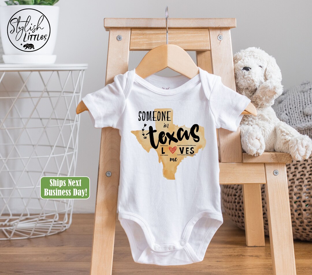 Texas Love Onesie® Someone in TEXAS Loves Me Baby Bodysuit, USA State ...