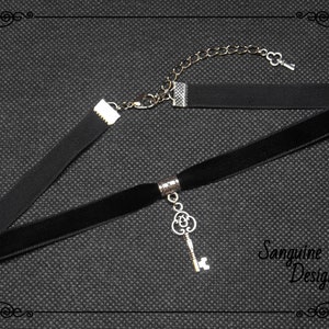 KEY BLACK VELVET Choker Necklace, Dainty Key Choker, Gothic Choker ...